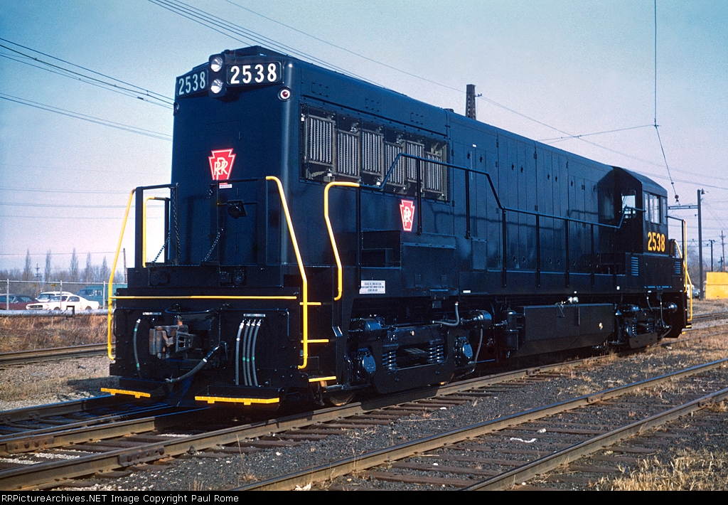PRR 2538, GE U25B, NEW at the GE plant